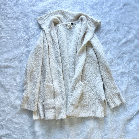 Anthropologie | Sweaters | Sleeping On Snow White Soft Open Cardigan ...